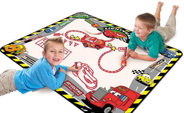 Aquadraw - Писта Колите с автомобил Маккуин - играчка - store.bg